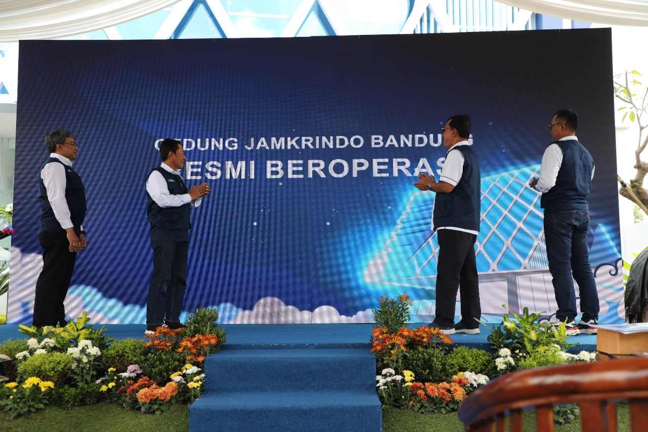 Perkuat Layanan, Jamkrindo Resmikan Gedung Kantor Baru di Bandung ...