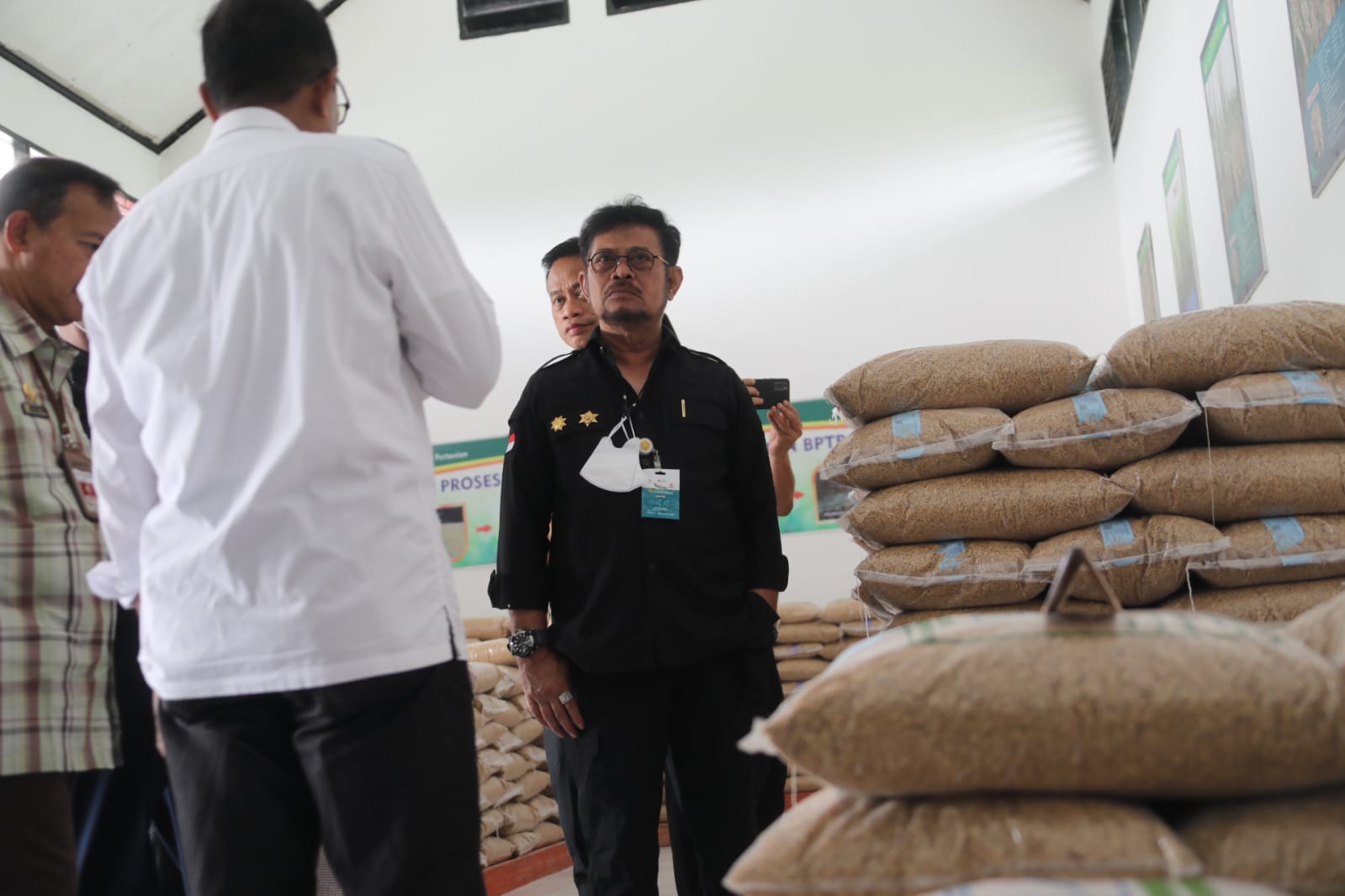 Di NTB, Mentan SYL: Pengelolaan Benih Sumber VUB Tingkatkan ...